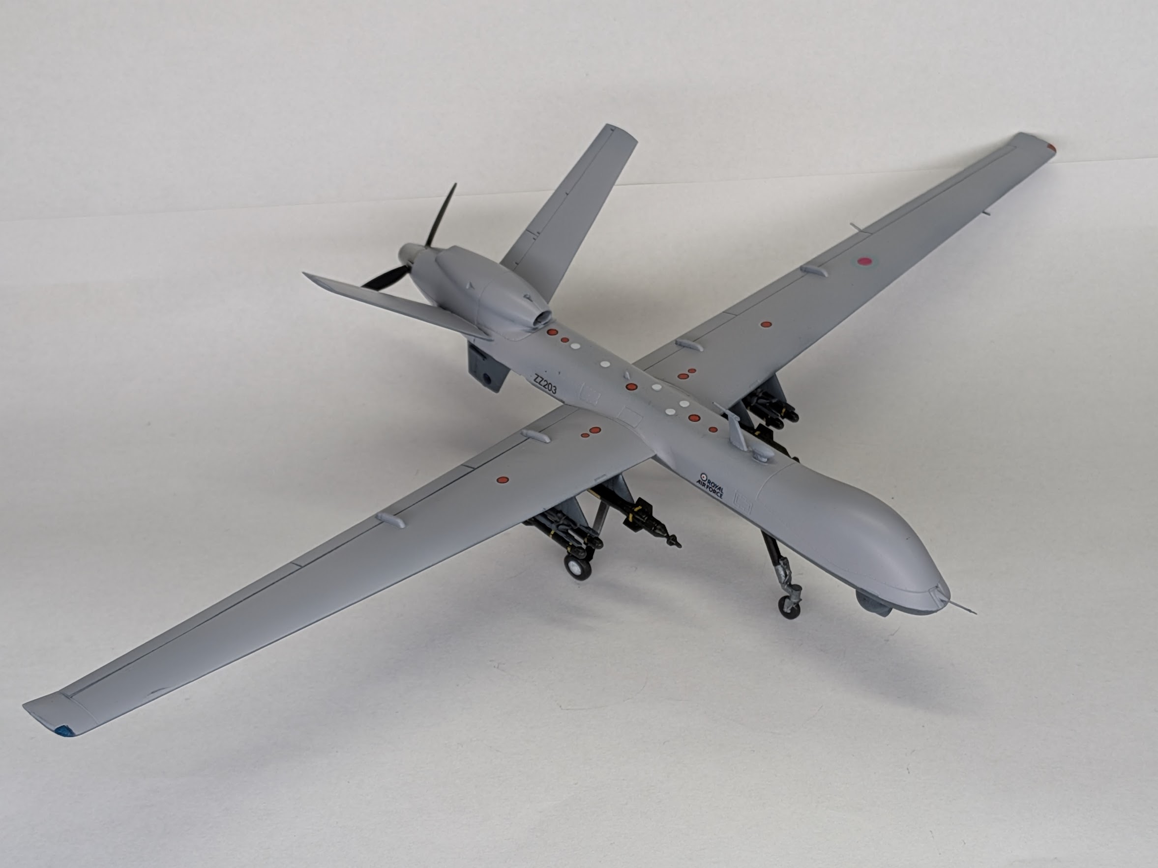 Kinetic 1/72 General Atomics MQ9 Reaper (K72004) - - The Airfix Tribute ...